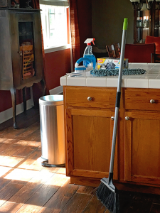 5 Tips to Clean Up the House in a Snap | Frugal Living Mom